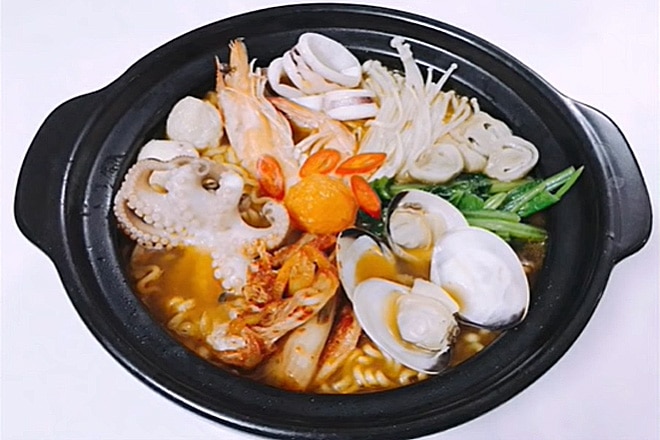 Cách nấu mì cay 7 cấp độ ngon chuẩn vị Hàn Quốc, ăn là nghiện